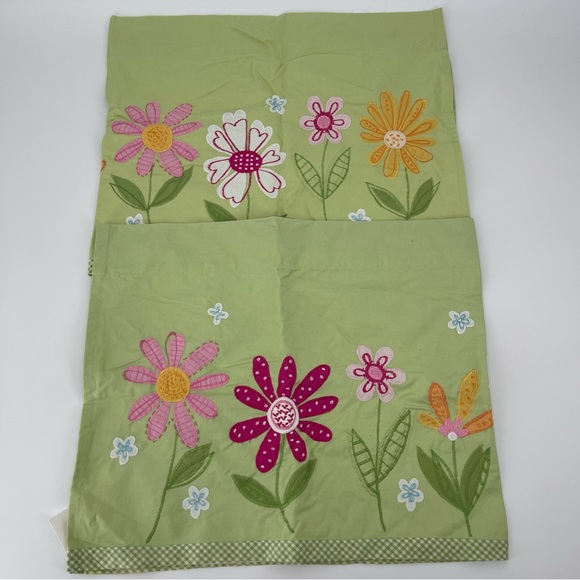 Pottery Barn Kids | Accents | Pottery Barn Kids Spring Daisy Green Set ...